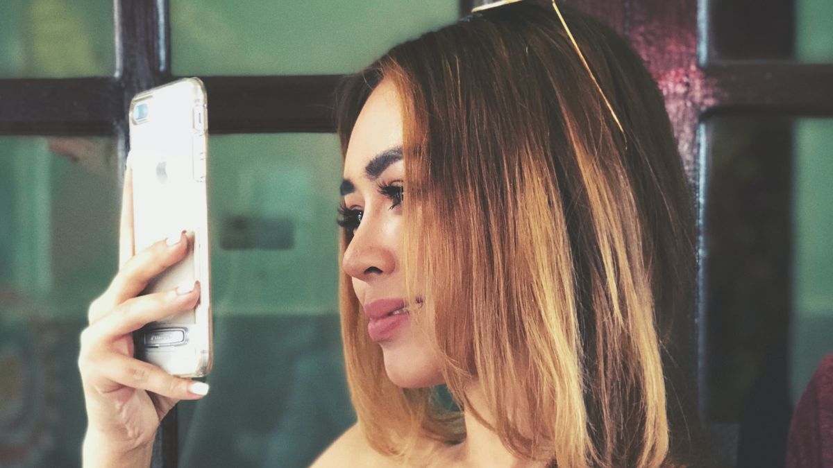 【布克新聞】S4EP14：勞動之外的日常，移工怎麼都在直播？ - Readmoo閱讀最前線