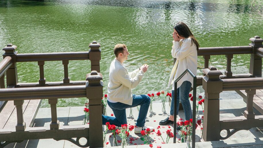 「我聽說志摩與小曼是一同演過《春香鬧學》之後才熱戀的？」 - Readmoo閱讀最前線